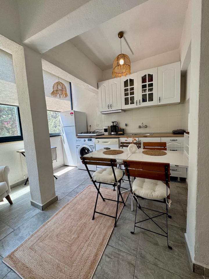 Aryashome, Merkezde Kumluk Plajına 5 Dk,1+1 Daire - Datça