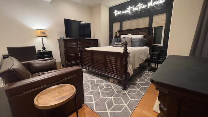 Walk To Rose Bowl-private Entrance 1 Bd/1ba Suite - Pasadena, CA
