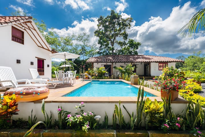 Cabañas Familiares - Piscina Y Naturaleza - Barichara