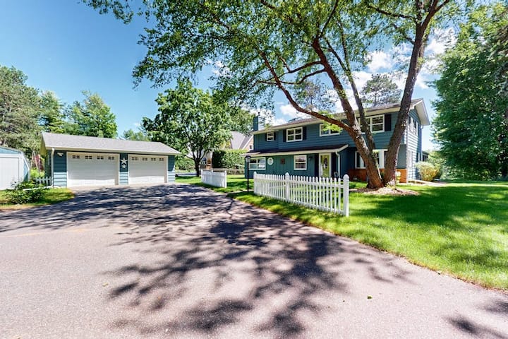Gorgeous Lakefront Home With Dock, Sandy Beach Are - Minocqua, WI