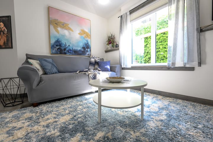 2bed Western Walkout 10 Mins>yqu | Dogs Welcome! - Grande Prairie