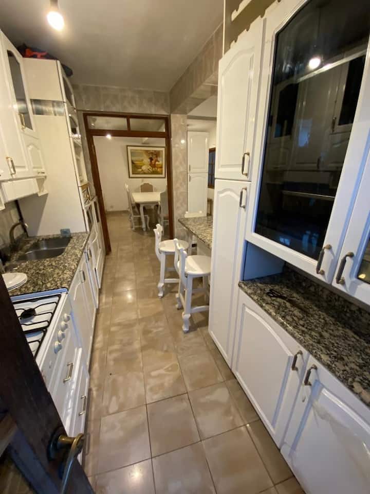 Hermoso Piso Con 2 Baño Y Patio. - San Salvador de Jujuy