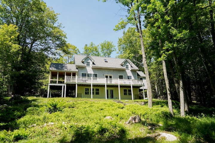 Family Friendly Waterfront! - Stonington, ME