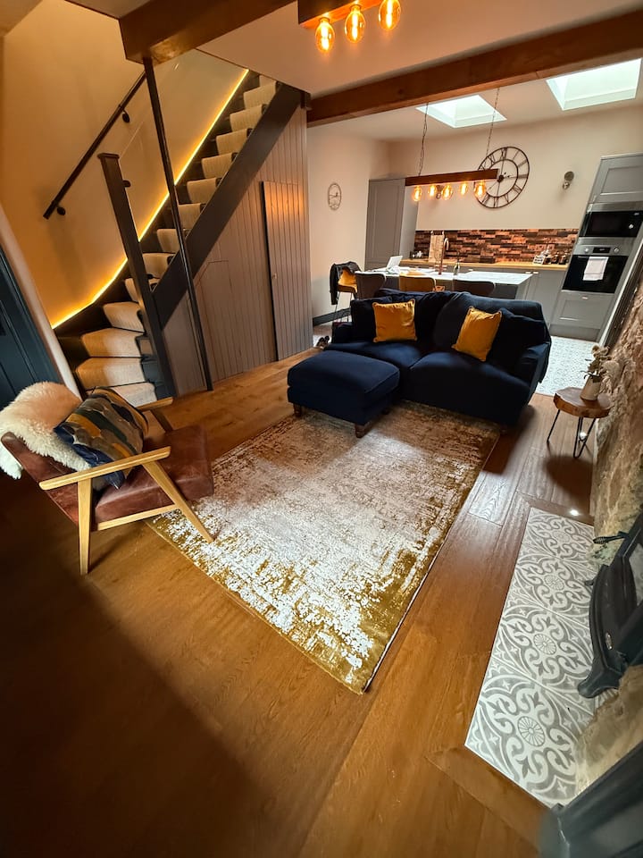 Stunning 1870 Fisherman’s Cottage - East Lothian Council