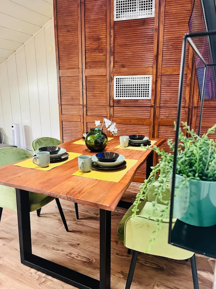 Altstadt-zwei-zimmer-wohnung I Parkplatz - Kaiserslautern