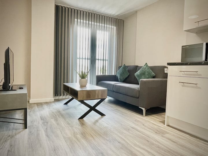 Modern And Stylish Flat | Self Check-in - Manchester