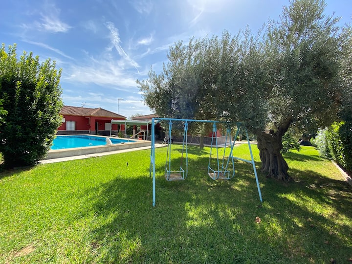 2 Chalets 1 Piscina - Alcalá de Guadaíra