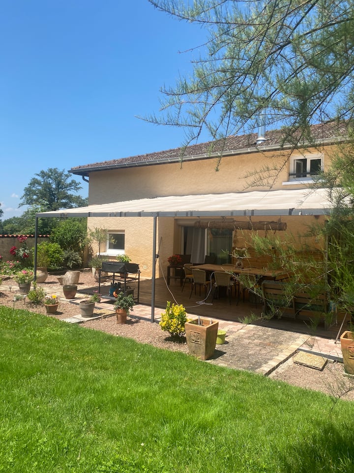 Maison De Campagne - Charlieu