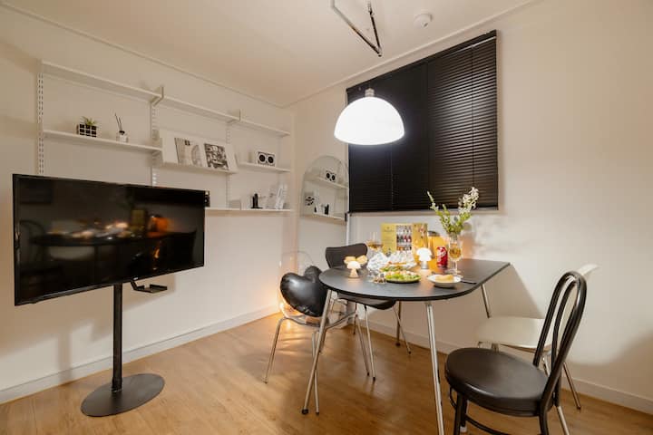 <얼리체크인Ok>#전체공간 #홍대입구역 #넷플 #가좌역 #4인 #연트럴파크 #투룸 #짐보관 - Seoul