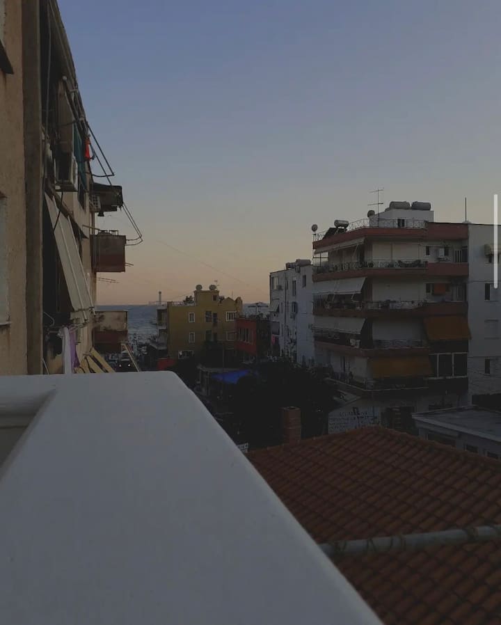 Eris. Apartaments - Himarë