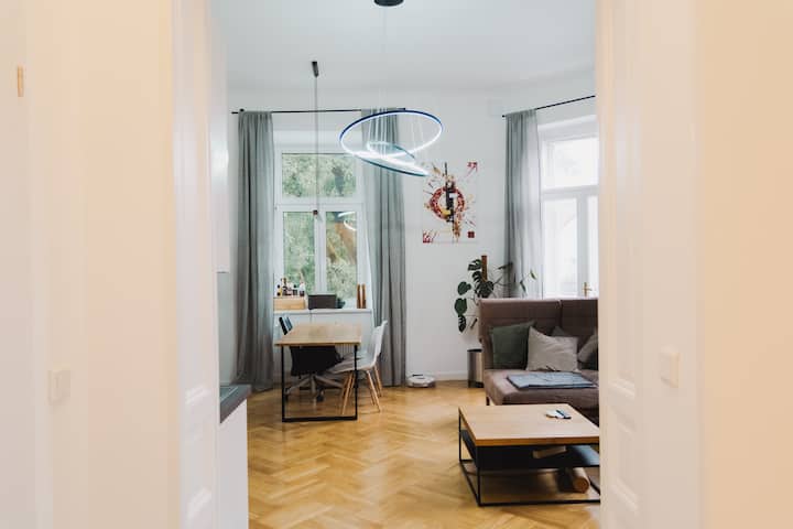 Apartement With Balcony Incenter - Graz