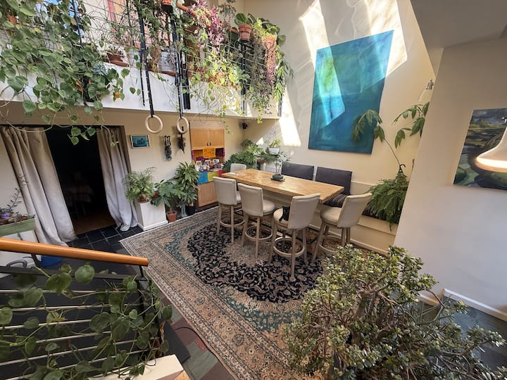 Modern Greenhouse Duplex Apartment With Garden. - Boston, MA