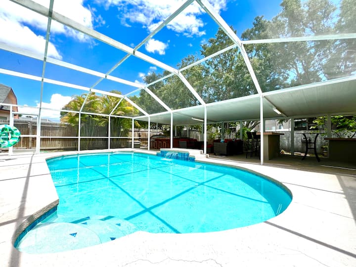 Private Oasis Retreat Heated Pool |Hot Tub|beaches - Tampa