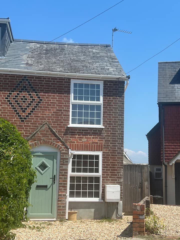 Charming Cottage Lymington - Lymington