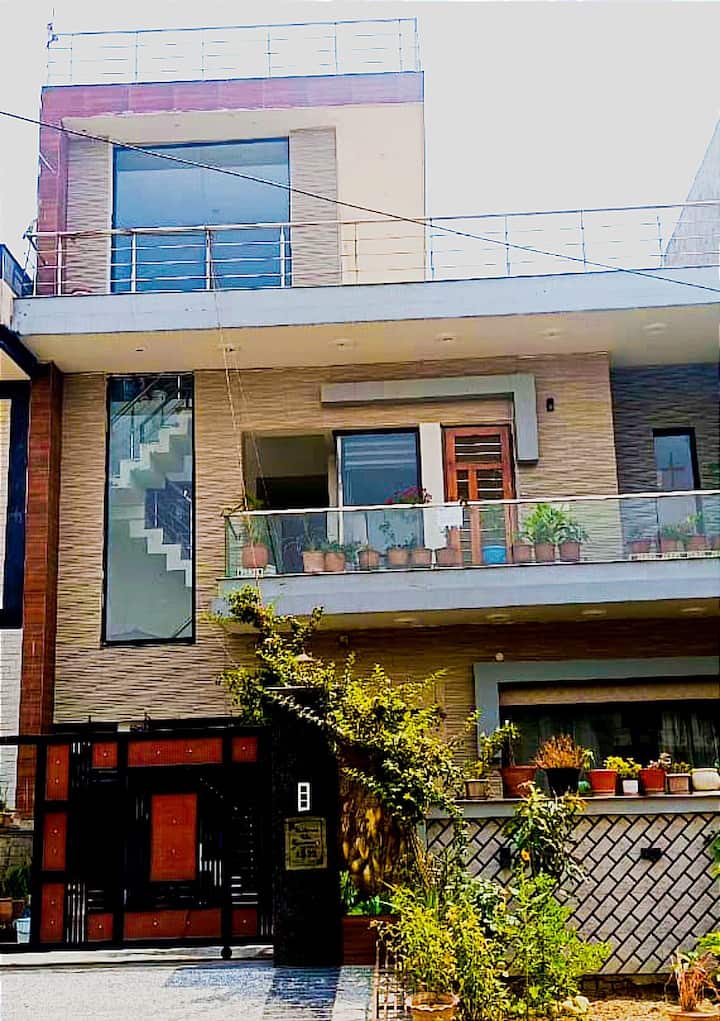 Independent 1bhk. - Chandigarh