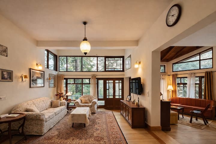 Scenic Hill View 3bhk Near Mall Road | Stonewood - 達爾霍烏西耶