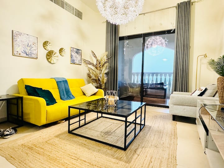 Luxury 3 Bedrooms Flat Beach View, Pool, Parking - Abu Dabi