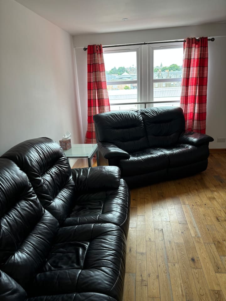 Maciver City Apartment (Farraline Court) - Inverness