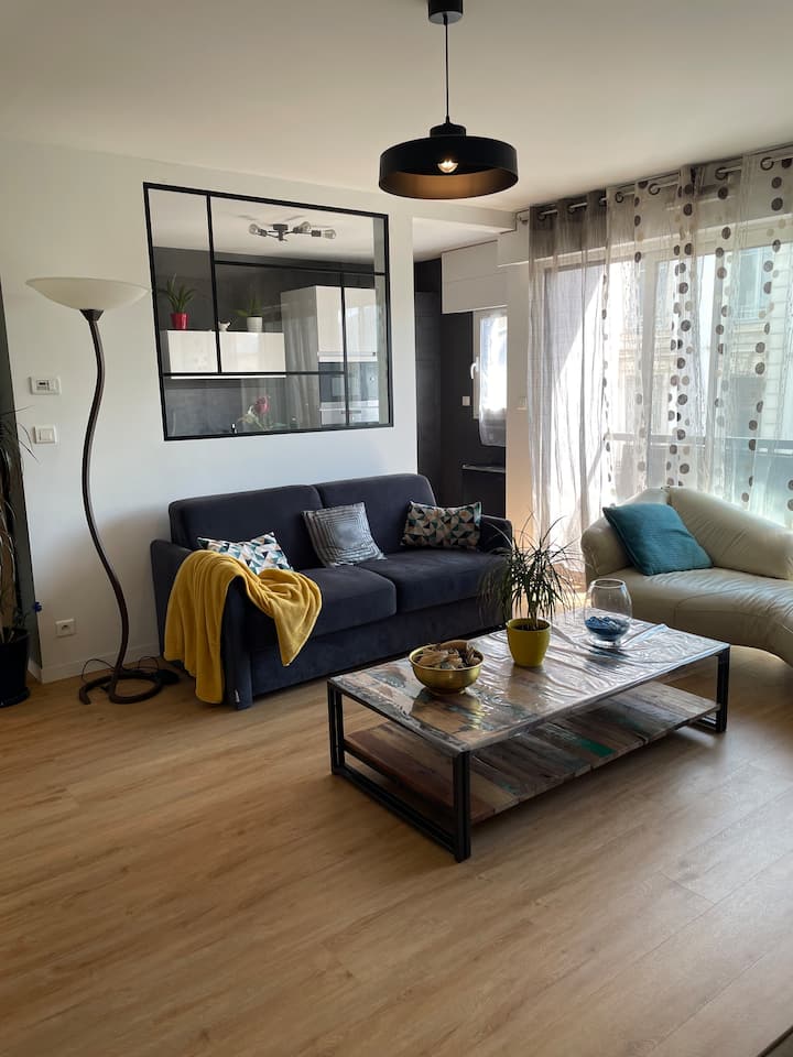 Bel Appt Familial Proche Gare & Centre Parking - ibis Styles Laval Centre Gare
