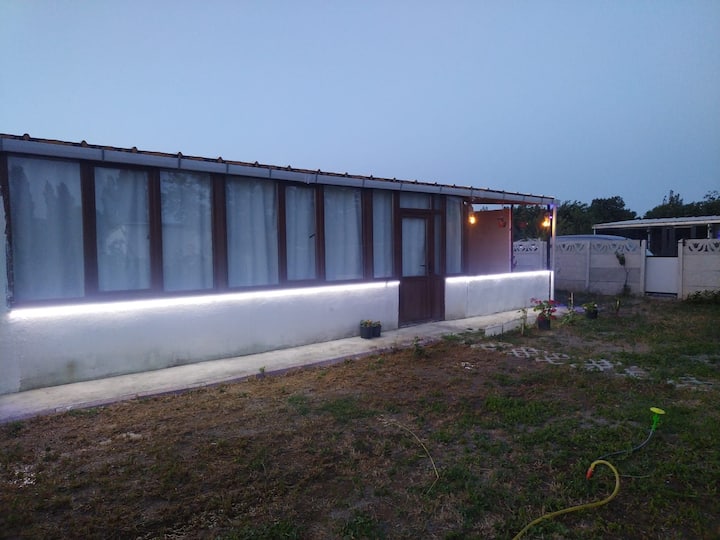 Yeni Müstakil Bahçeli Yazlık - Erdek