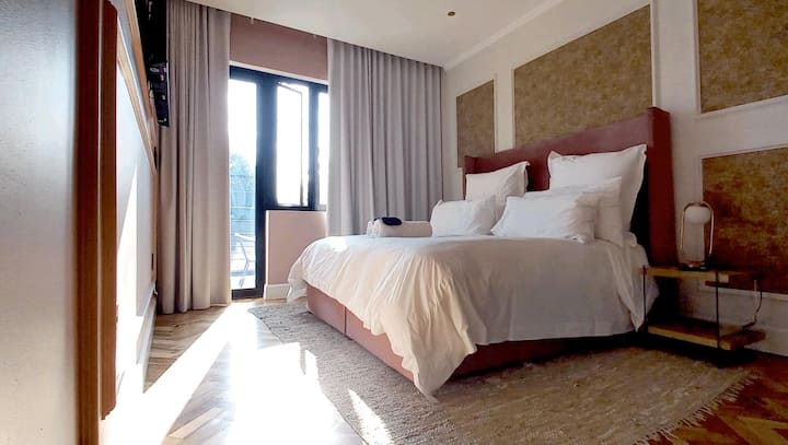 Blush @ Melville Mansions - Johannesburg