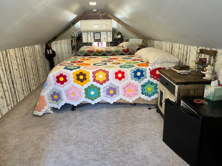 The Enchanted Gnome Home, A Magical Place To Sleep - St. George