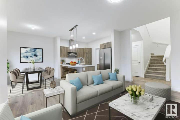 Luxury Modern Home - 에드먼턴