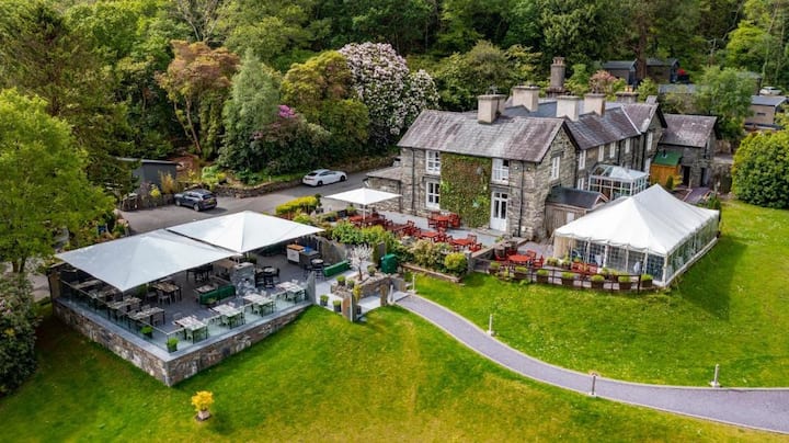 Cosy Woodland Retreat - Beddgelert