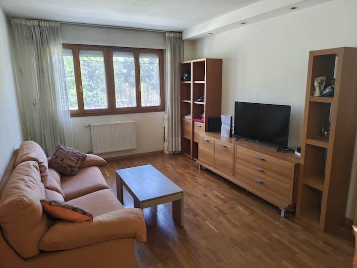 Precioso Apartamento Con Parking - 潘普洛納