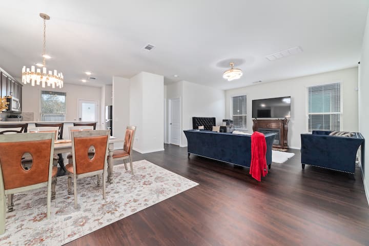 Tmp Modern House - 4 Bedrooms - Tomball, TX