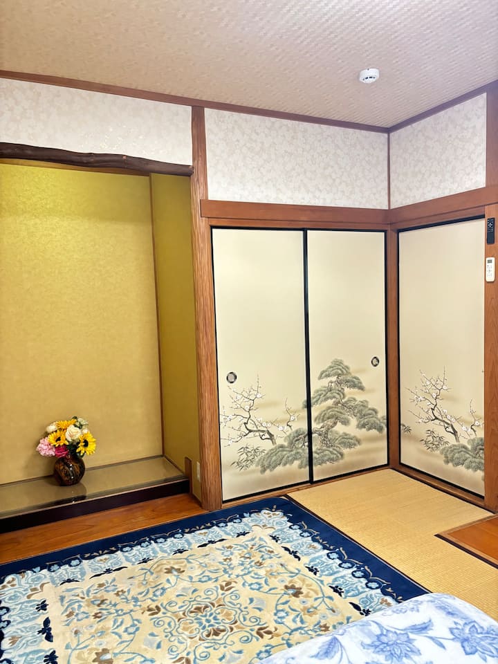 明月民宿-松梅房間 (Room A)
日式建築高雅溫馨 - 枚方市