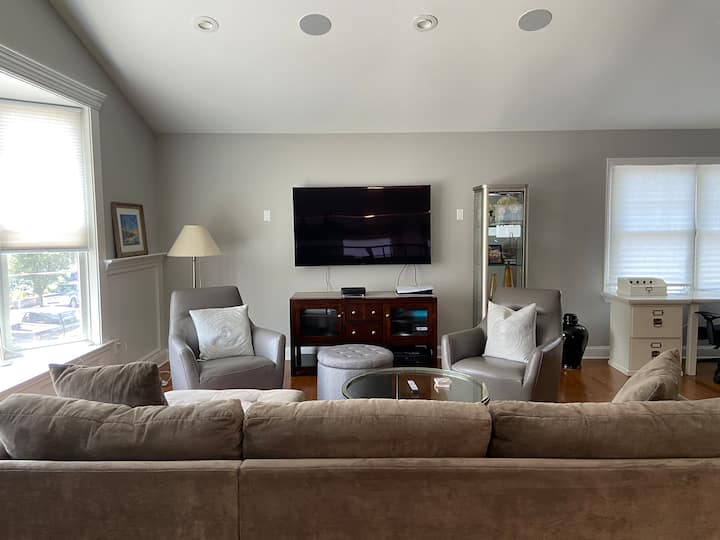 Modern Beauty! 3br 2b Unit. 11.5 Miles To Nyc. - Montclair, NJ