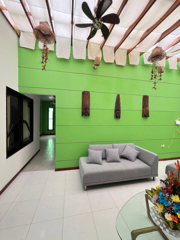 Casa Del Profe - Leticia