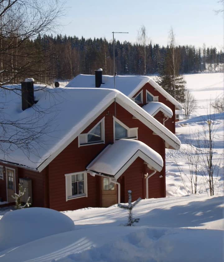 Tahkon Riihiranta 4-punainen Iso Mökki Rannalla - Kuopio