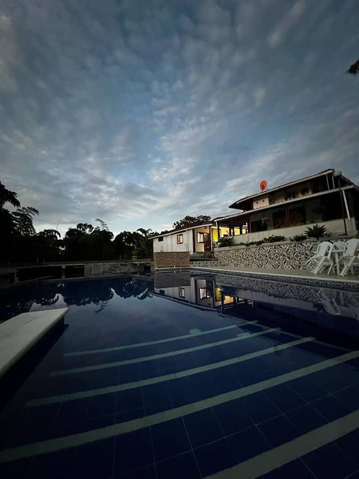 Espectacular Casa Finca - Armenia