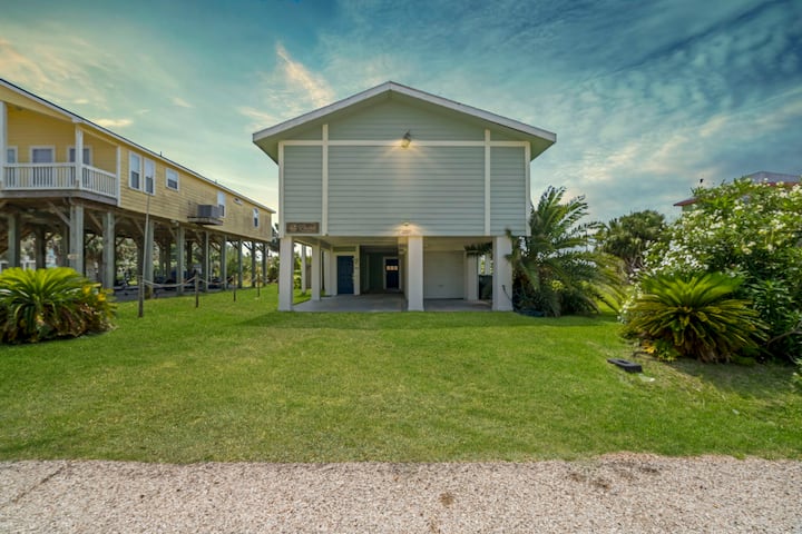Welcome To Your Perfect Beachside Escape! - Galveston, TX