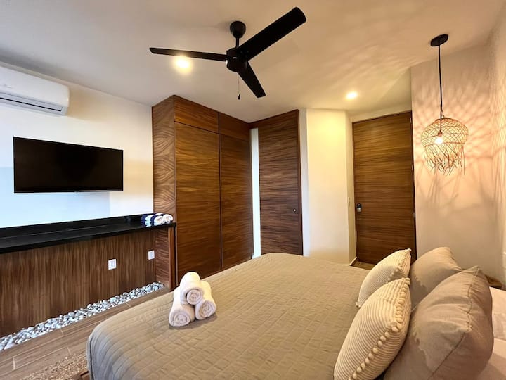 Downtown Dream: Pool, Grill & Chil - Tulum