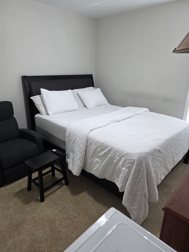 Beas Cozy Place - Riverdale, GA