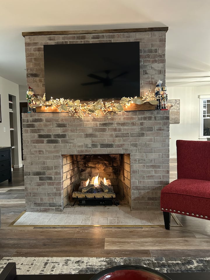 Cozy Family Mountain Getaway In West Jefferson - West Jefferson, NC