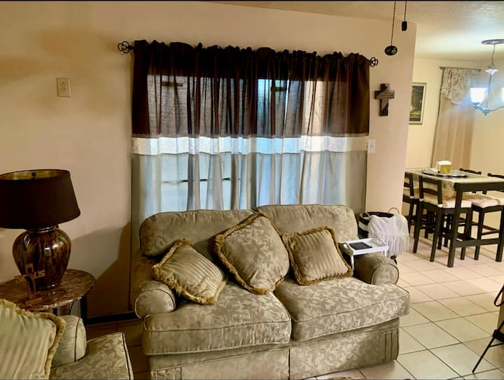 *Entirely Updated 1st Floor Condo By Mall & More! - Laredo, TX