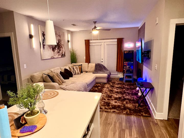 Modern Comfort - Dunwoody, GA