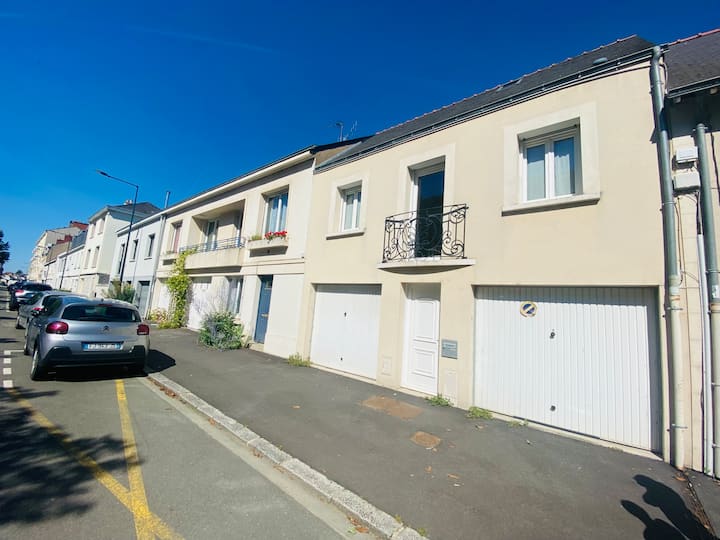 Casa Mandarine - Maison De Ville Avec Garage - Angers