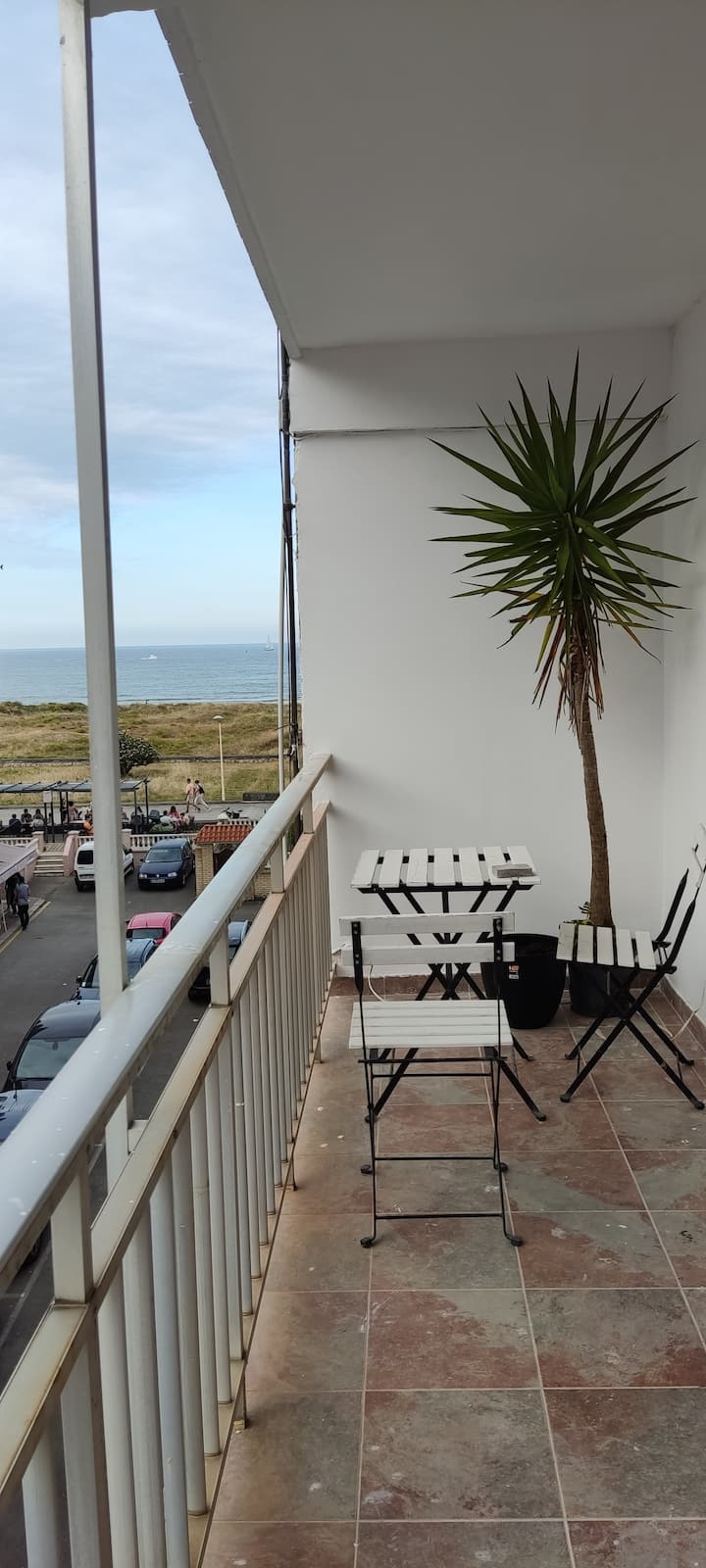 Piso En Primera Línea De Playa - Laredo