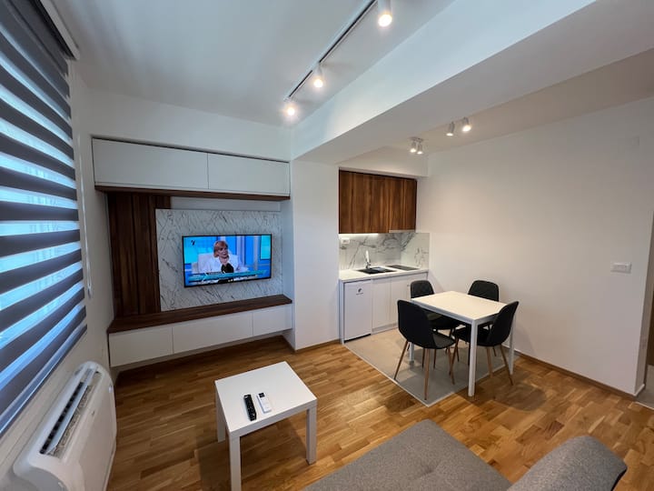 One Bedroom Apartment With Parking Near Hilton - North Macedonia