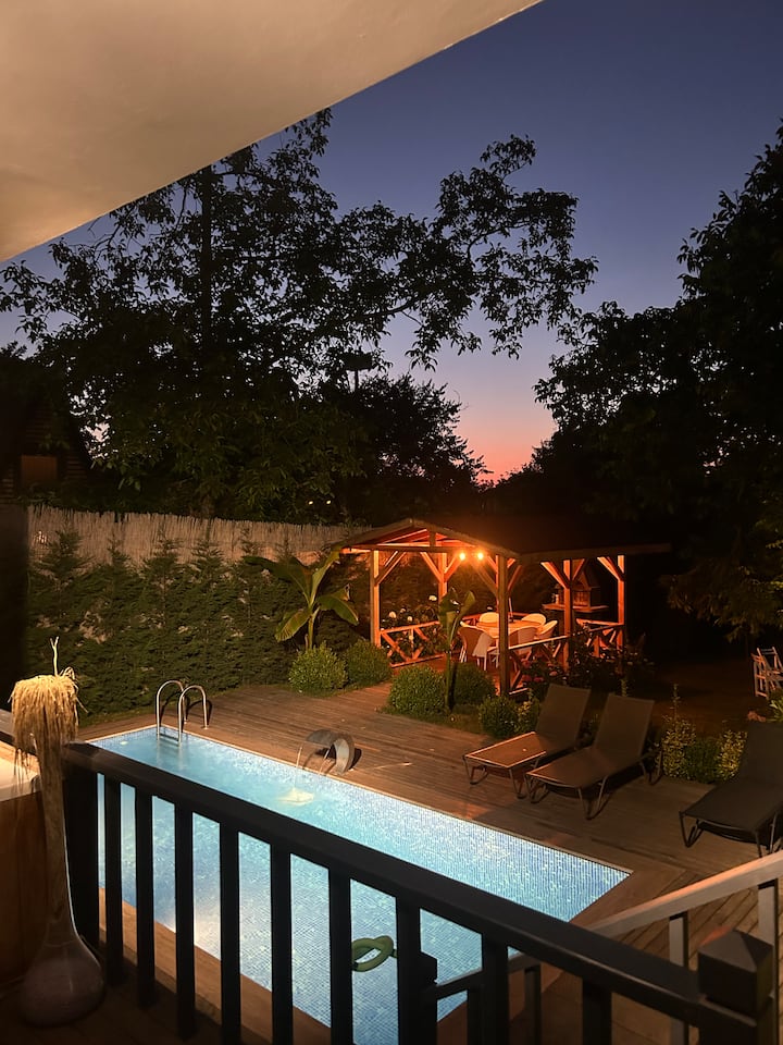 Sıcak Havuzlu
Sapanca Villa Shadow - Sapanca