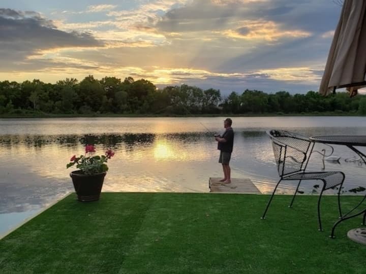 Williams Lake-couple’s Stay W/ht - Sturgis, MI