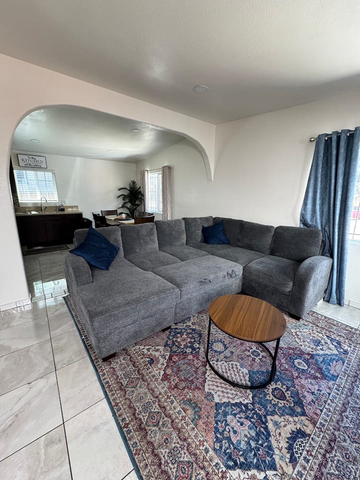 New Central Haven: Cozy & Convenient - La Mesa, CA