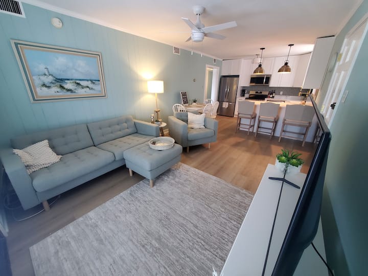 Welcome To Whitecaps! - Ocean City, MD