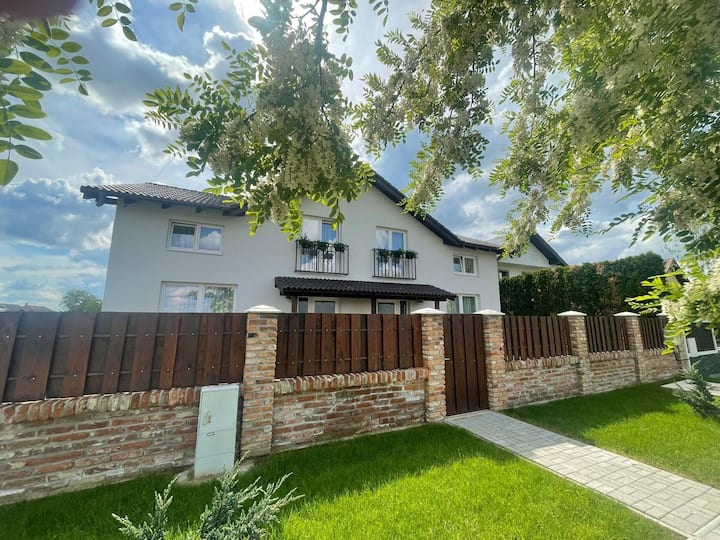 Casă De Vacanță Lângă Oraș-bia Twin House - Dorobanți