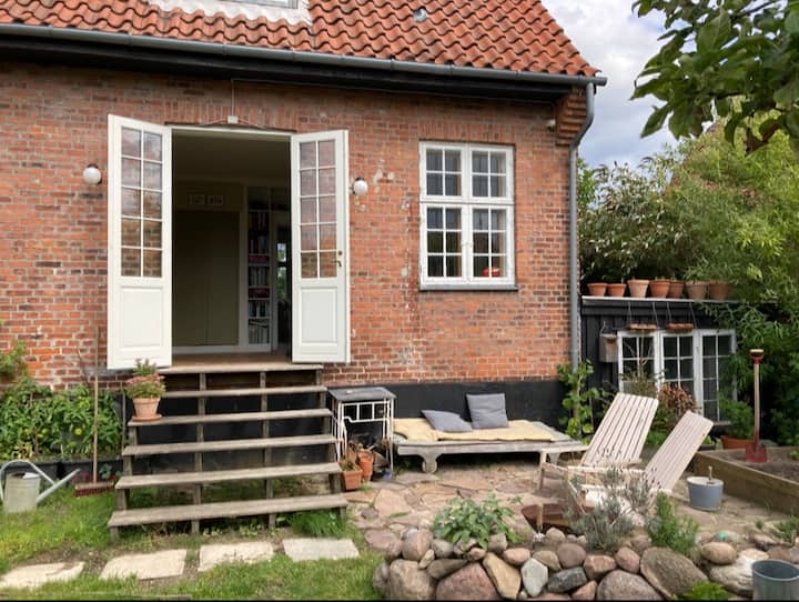 Børnevenligt Hus Med Solrig Have - Copenhaguen